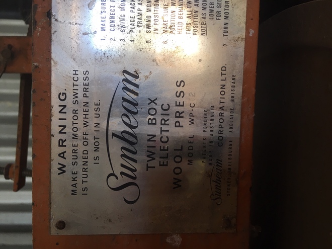 Sunbeam Twin Box Wool Press | Farm Tender